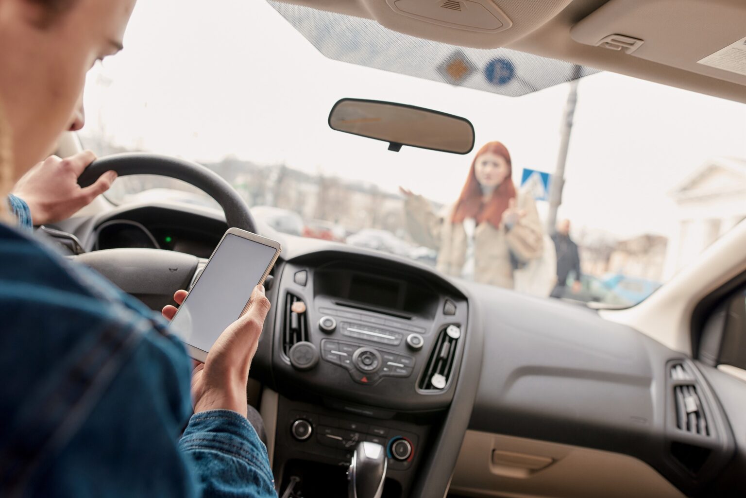 Distracted Driving in Las Vegas: Three Major Types of Distractions